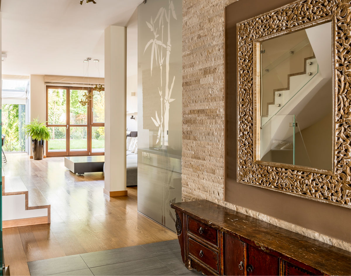 Mirrors Placement - Positioning Mirrors - Don'ts of Mirror Placement