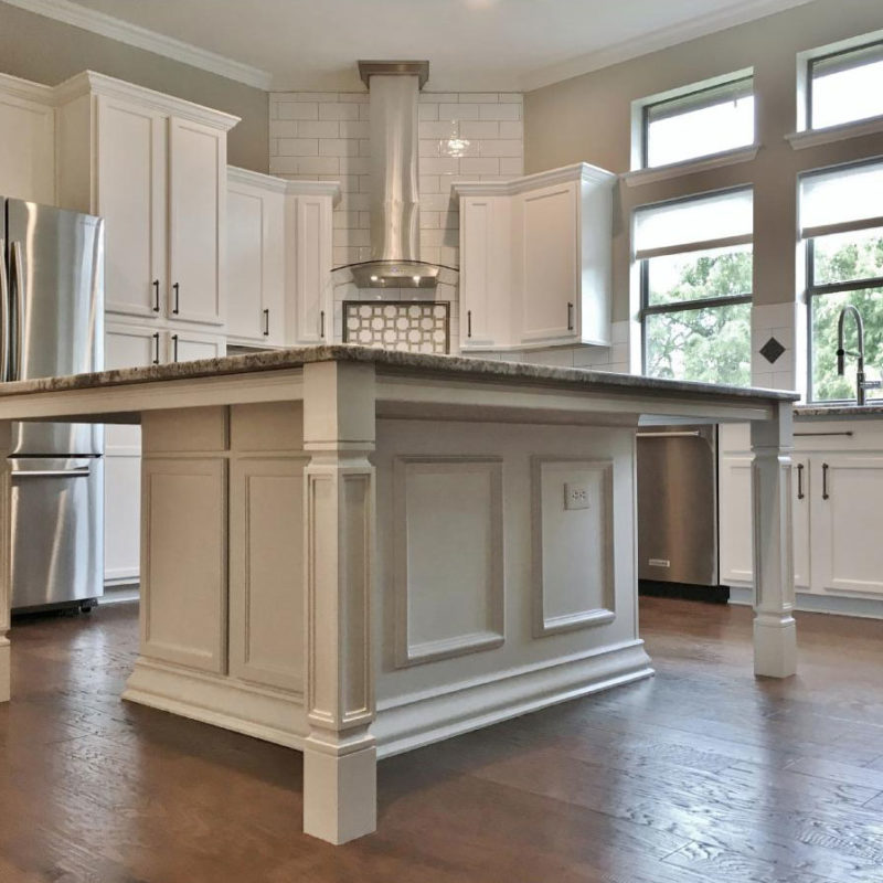 Classic Molding Frames - Panel Molding and Molding Corners