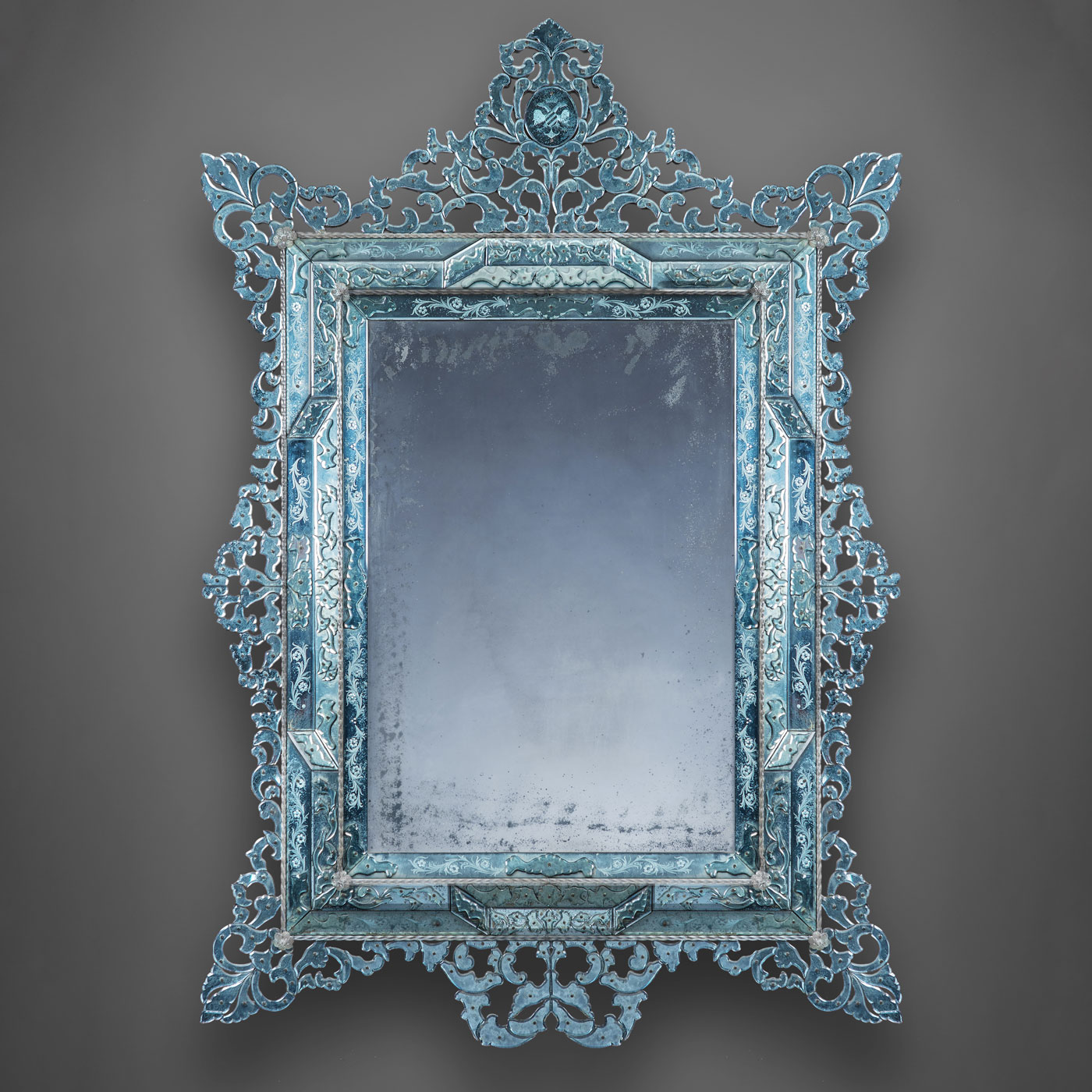 mirrors history - The History of Mirrors - Inviting Home